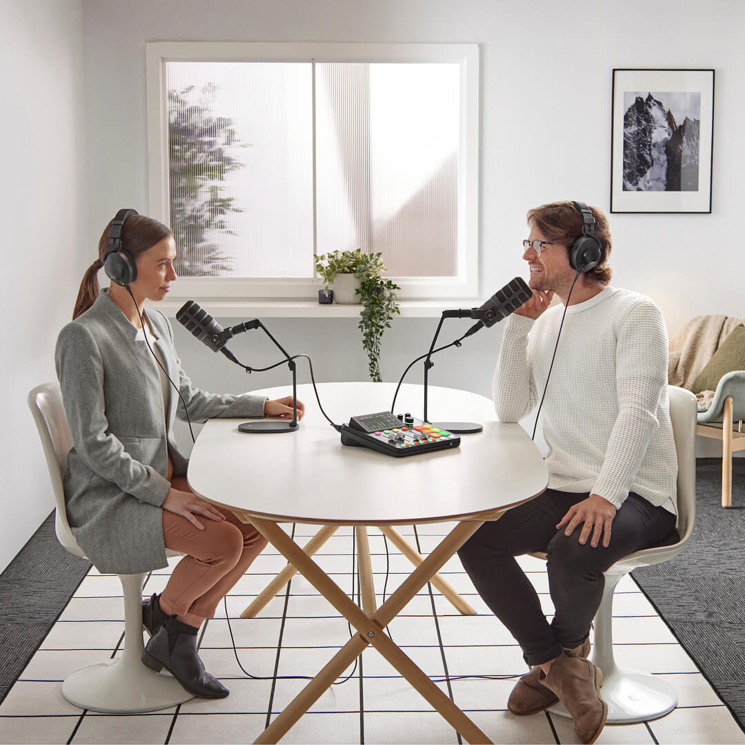Premium Rode PodCaster Duo Starter Kit (2 users) – Edtechs